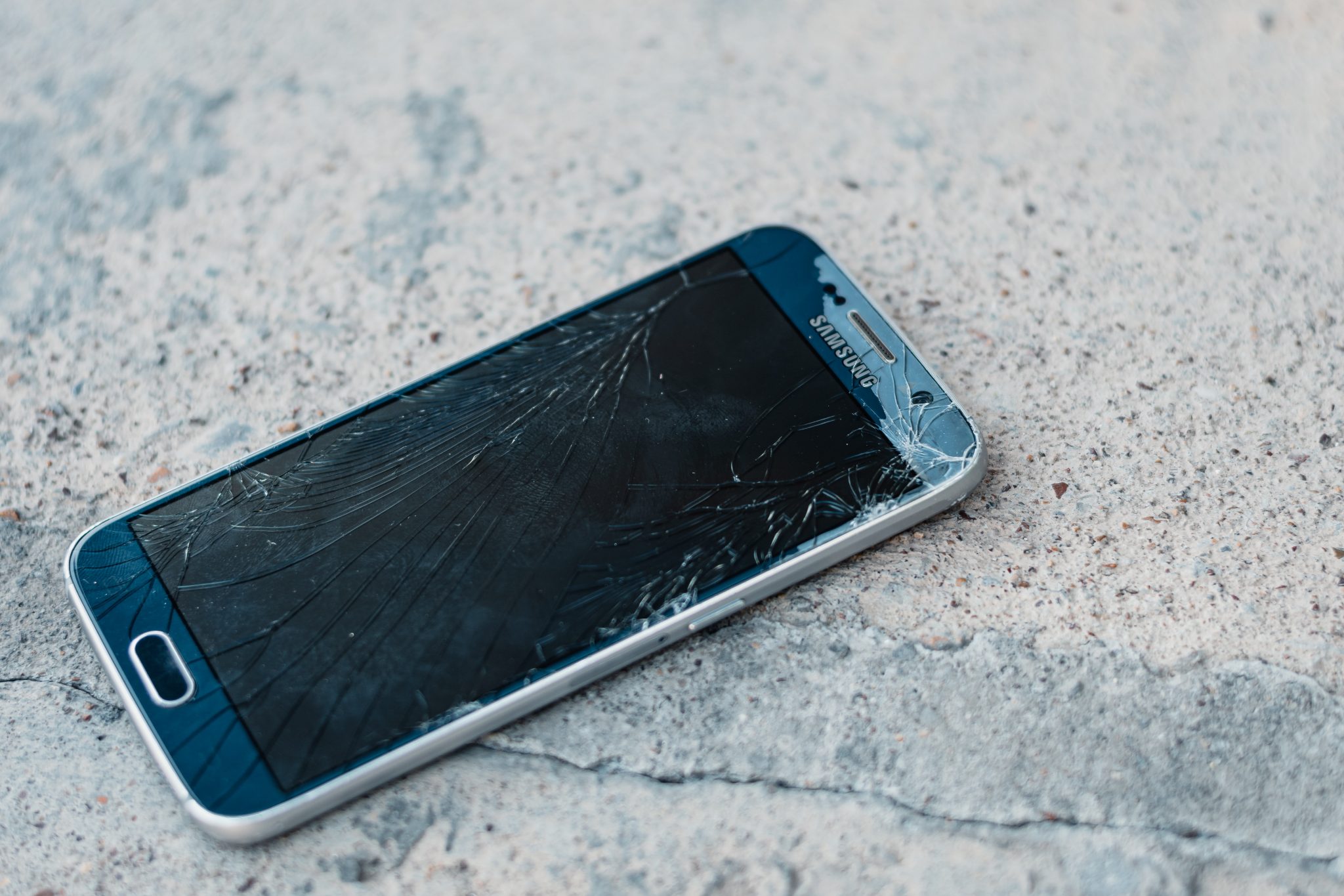 Best Credit Cards for Cell Phone Protection - 2021 - Danny the Deal Guru