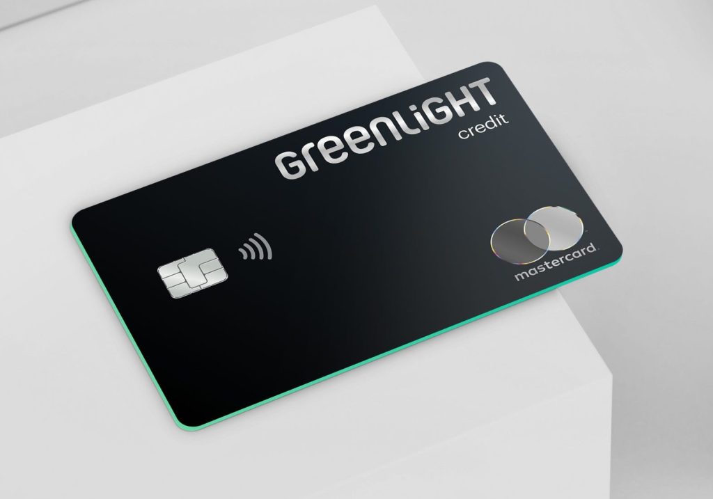 Greenlight Family Cash Card Review - Danny the Deal Guru