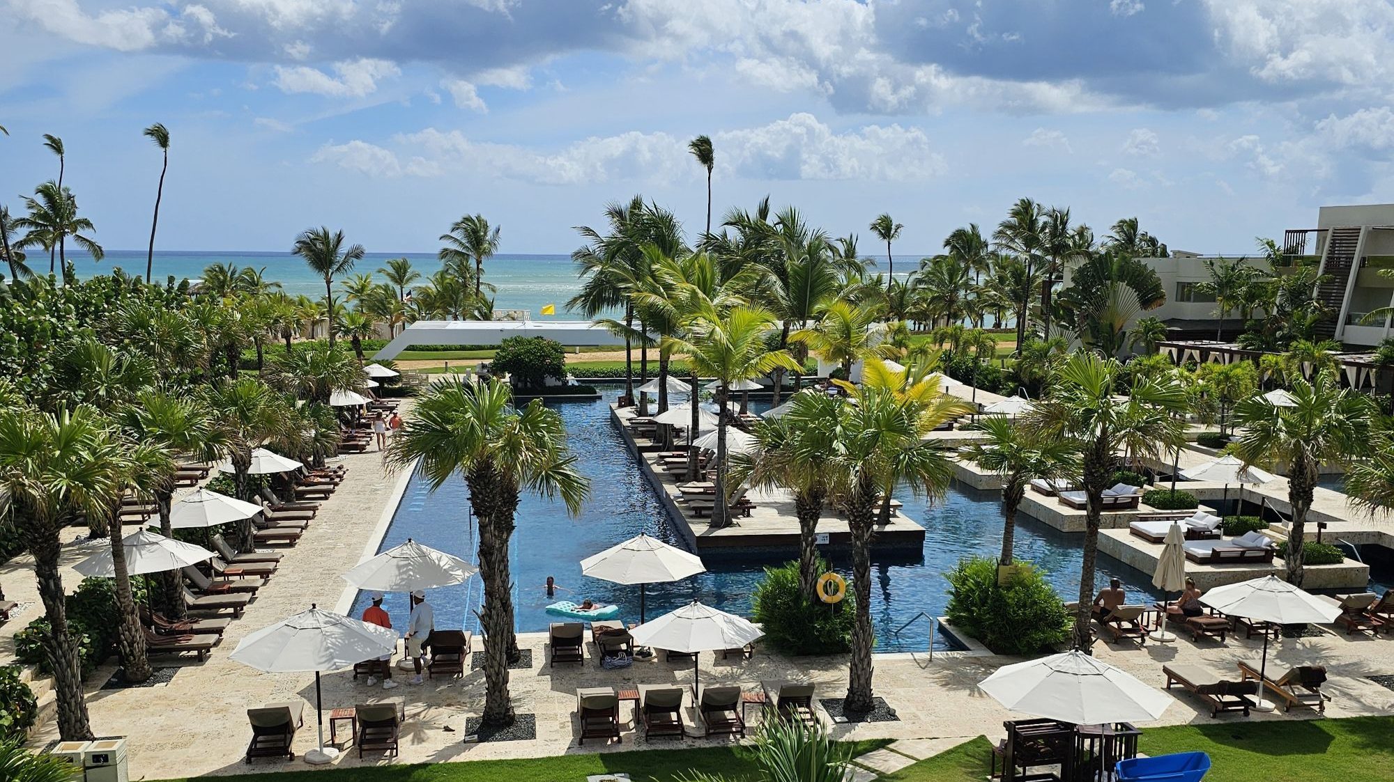 New Hyatt Business Card Bonus: Earn 60,000 Points + Explorist Status ...