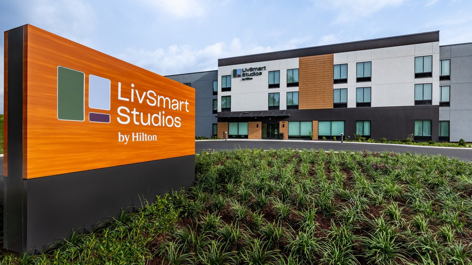 Hilton Opens First LivSmart Studios Hotel in Tullahoma, Tennessee ...